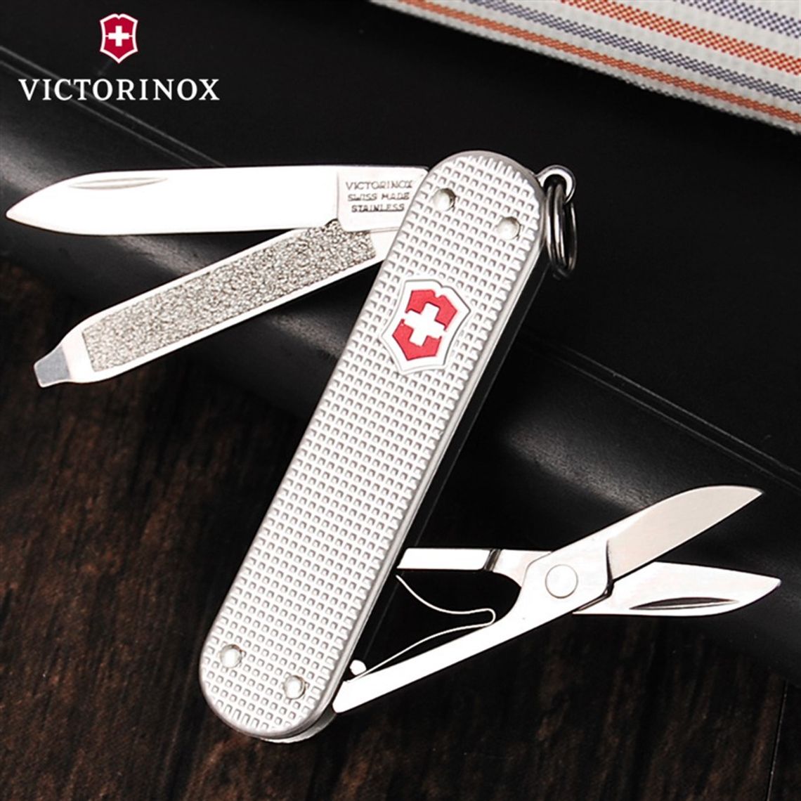 Canivete Classic Alox Prata | Victorinox - victorinox